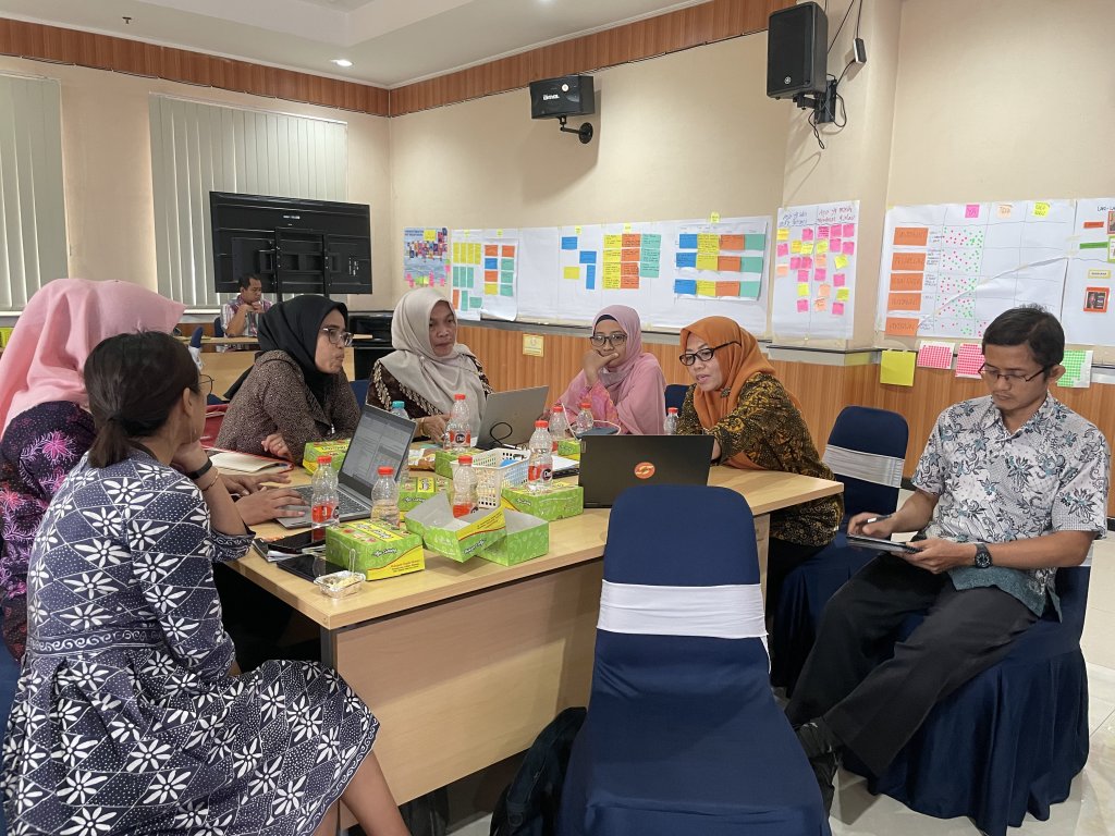 Implementation Guideline for GEDSI mainstreaming Acceleration in East ...